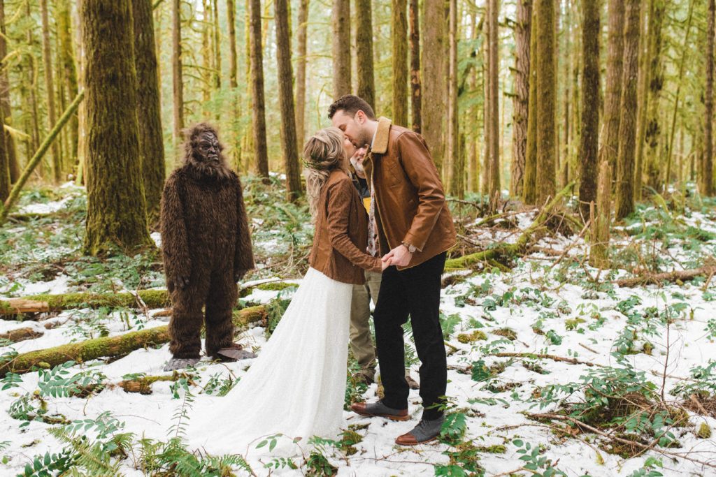 Mt Hood Bigfoot Wedding - Sean Carr Photography | Portland Oregon ...